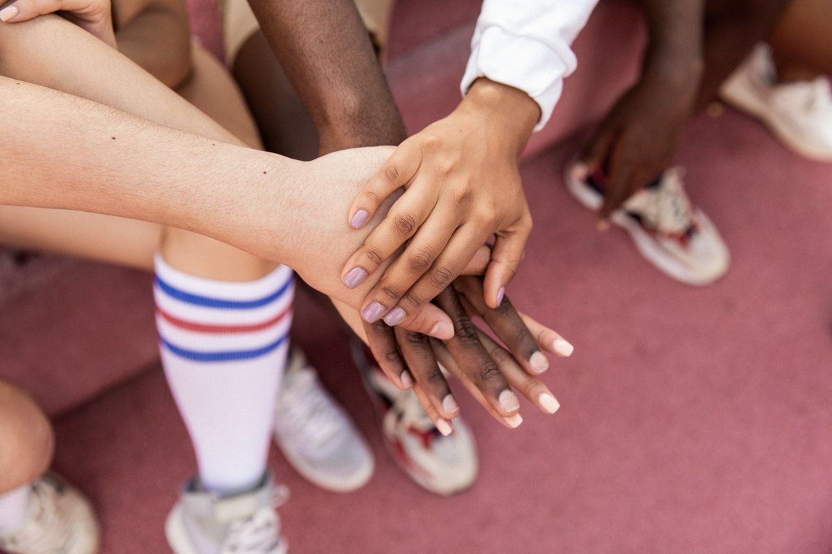 How To Be A Good Team Player Hello To Life